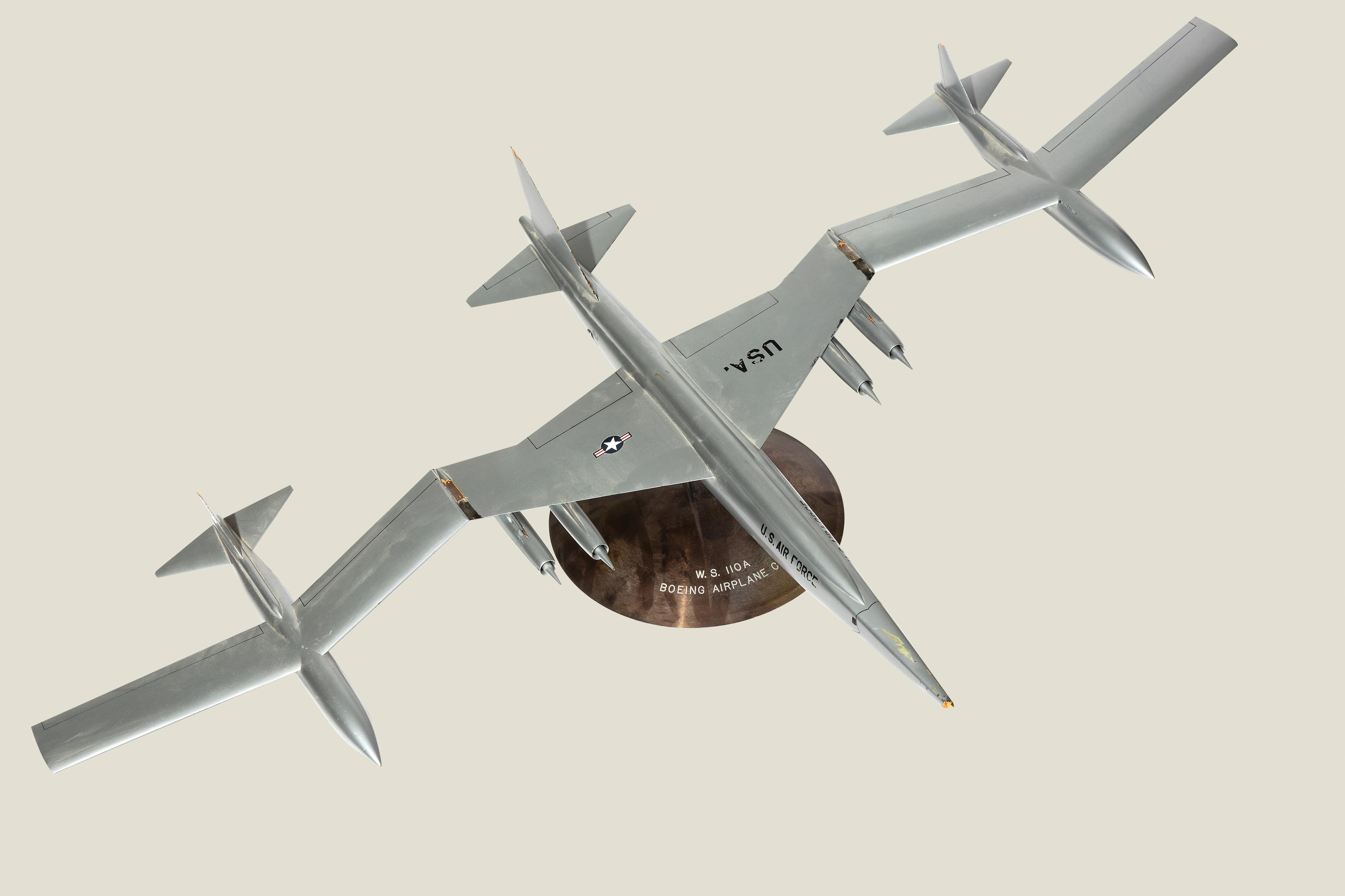 Boeing Model 725-87, an early design for a successor of the B52, with ...